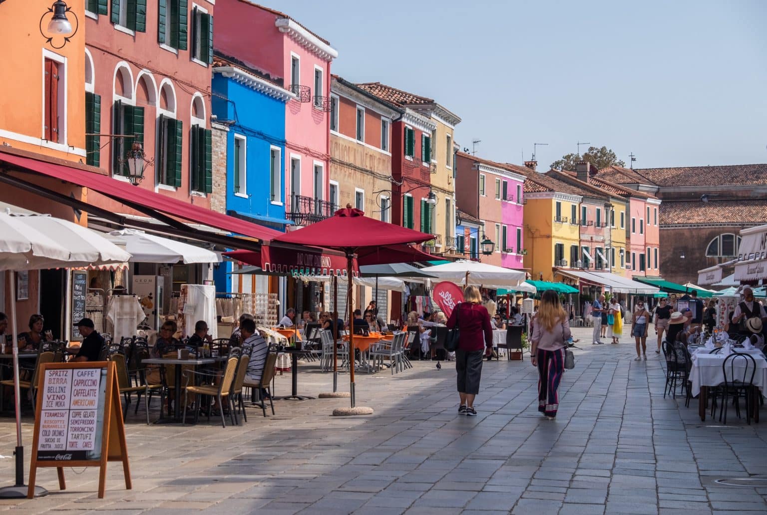 Burano Island: How to Visit Italy's Technicolor Masterpiece
