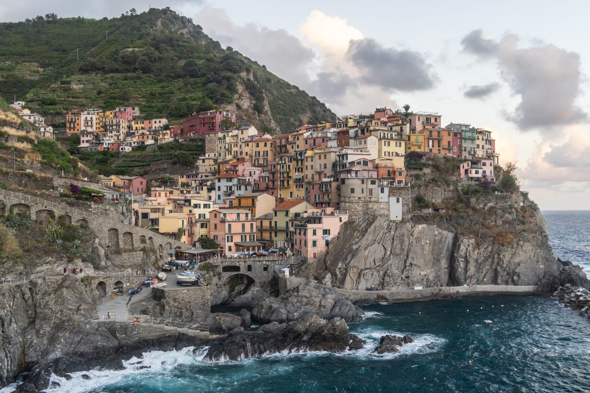 Guide to the 5 Towns of Cinque Terre - Which One is Best?