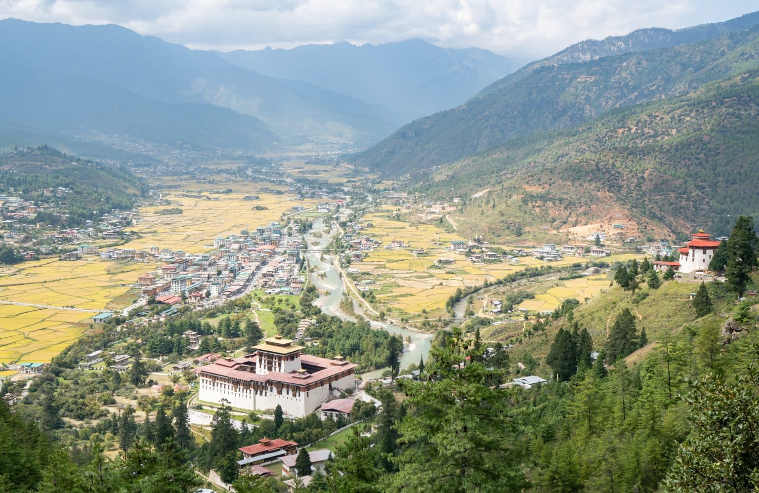 What's it REALLY like to travel to Bhutan? My honest thoughts.