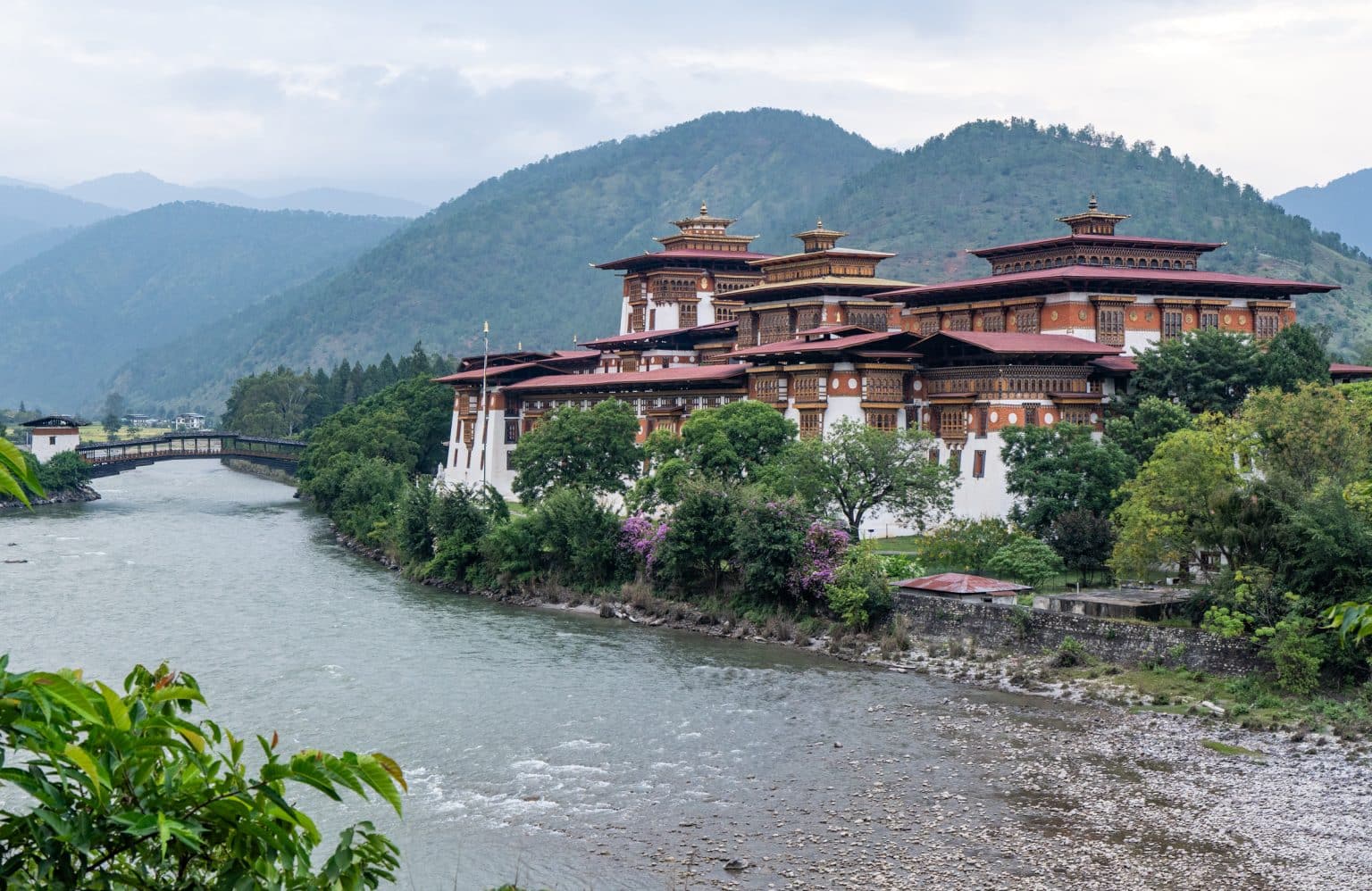 What's it REALLY like to travel to Bhutan? My honest thoughts.